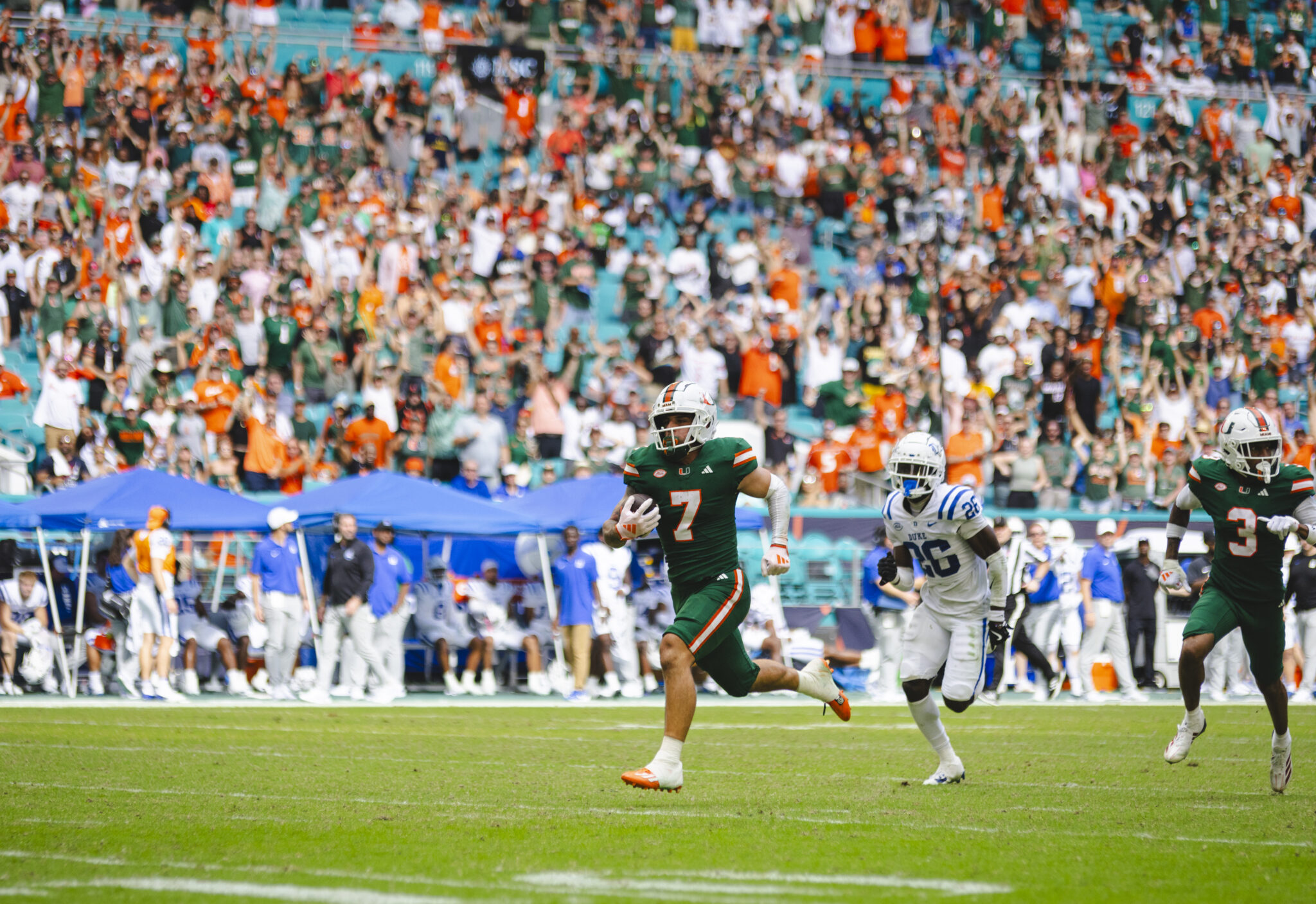Xavier Restrepo passes Santana Moss for Miami’s all-time receiving ...